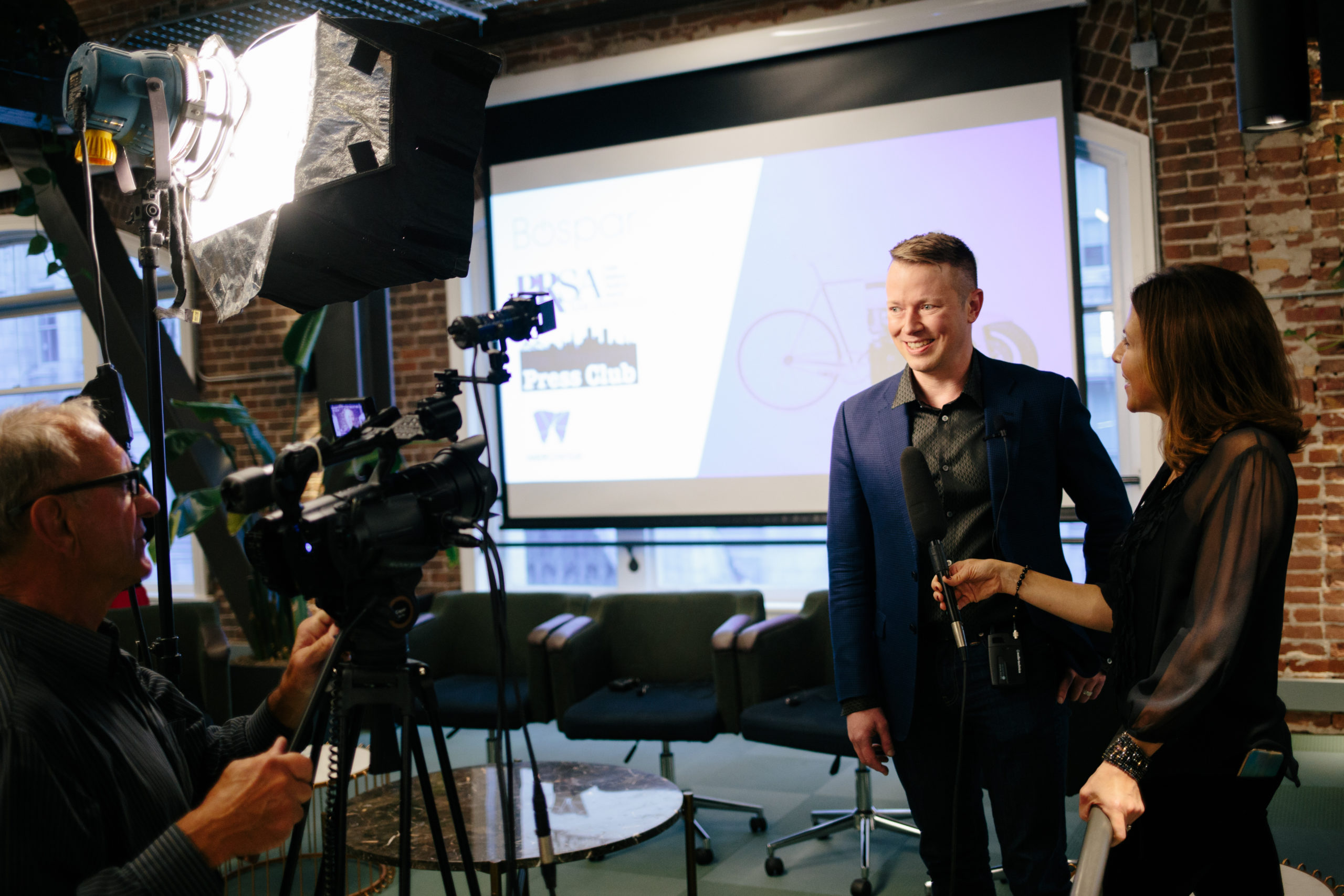 Characteristics that make for an excellent TV interview